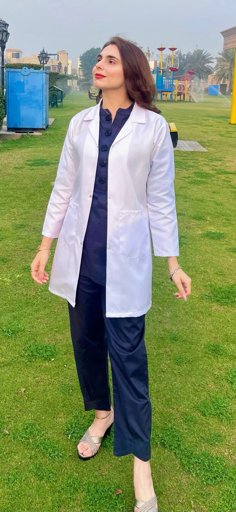 Wrinkle-Free Female Lab Coat | TheDoctorShop – The Doctors Shop